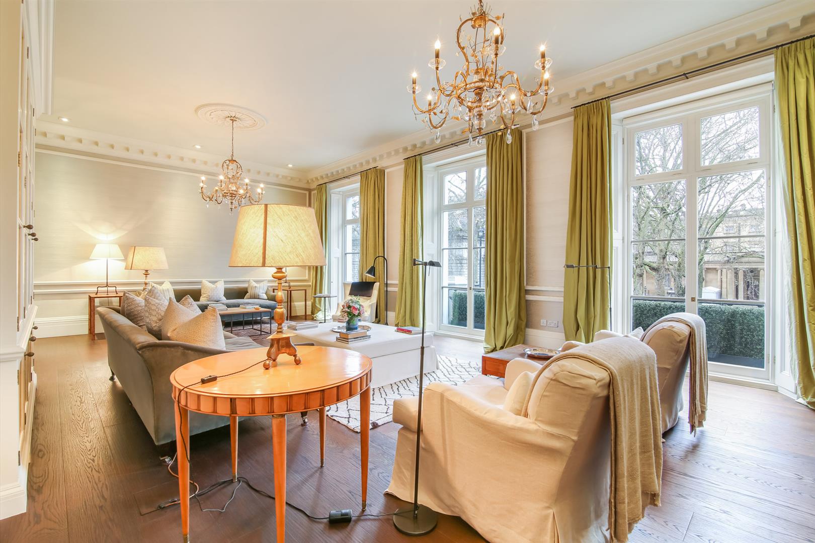 Buckingham Gate, St James's, SW1E | Knightsbridge Prime Property ...